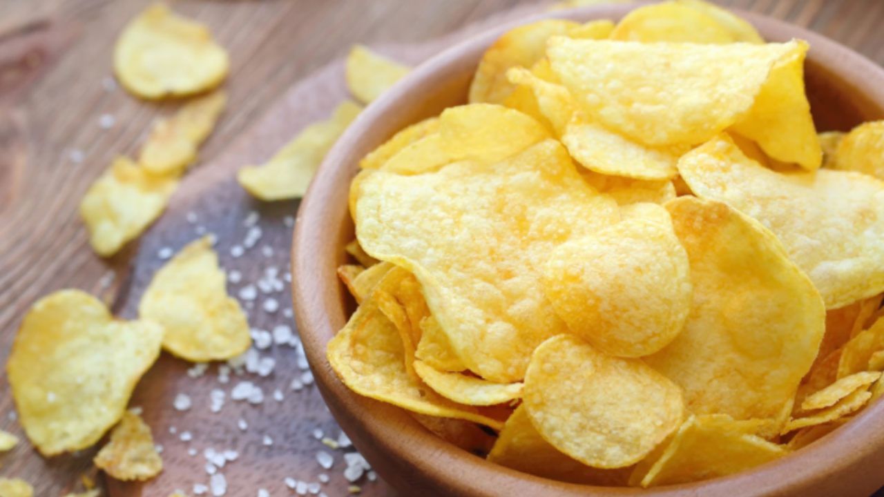 Chips di patate croccanti: i consigli per una cottura perfetta