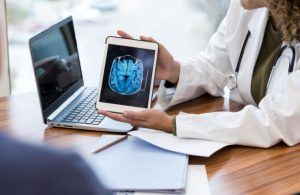 Celine Dion è malata: cos'è la "sindrome della persona rigida"