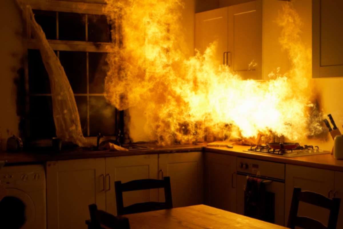 Friggitrice ad aria, il pericolo che preoccupa tutti: è vero che prende ...