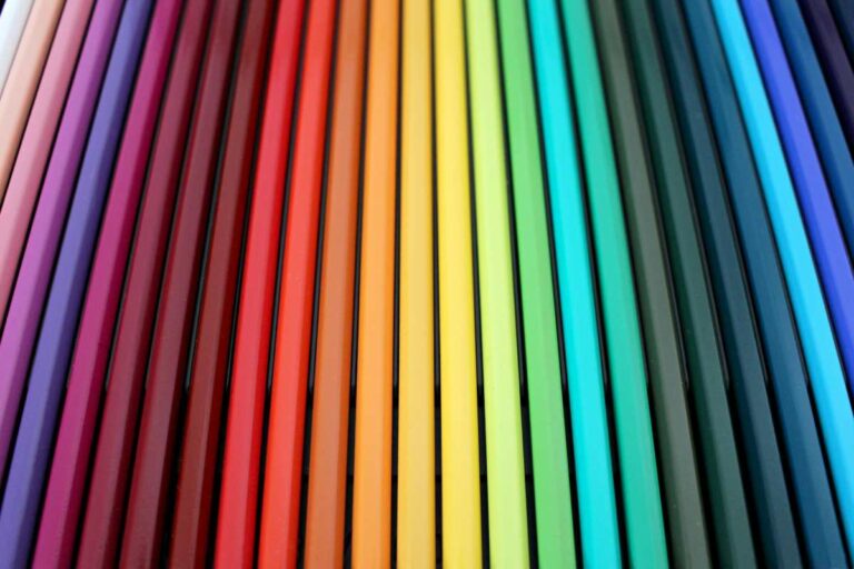 Che colore scegli? La risposta svela molto di te, lo spiega la psicologia